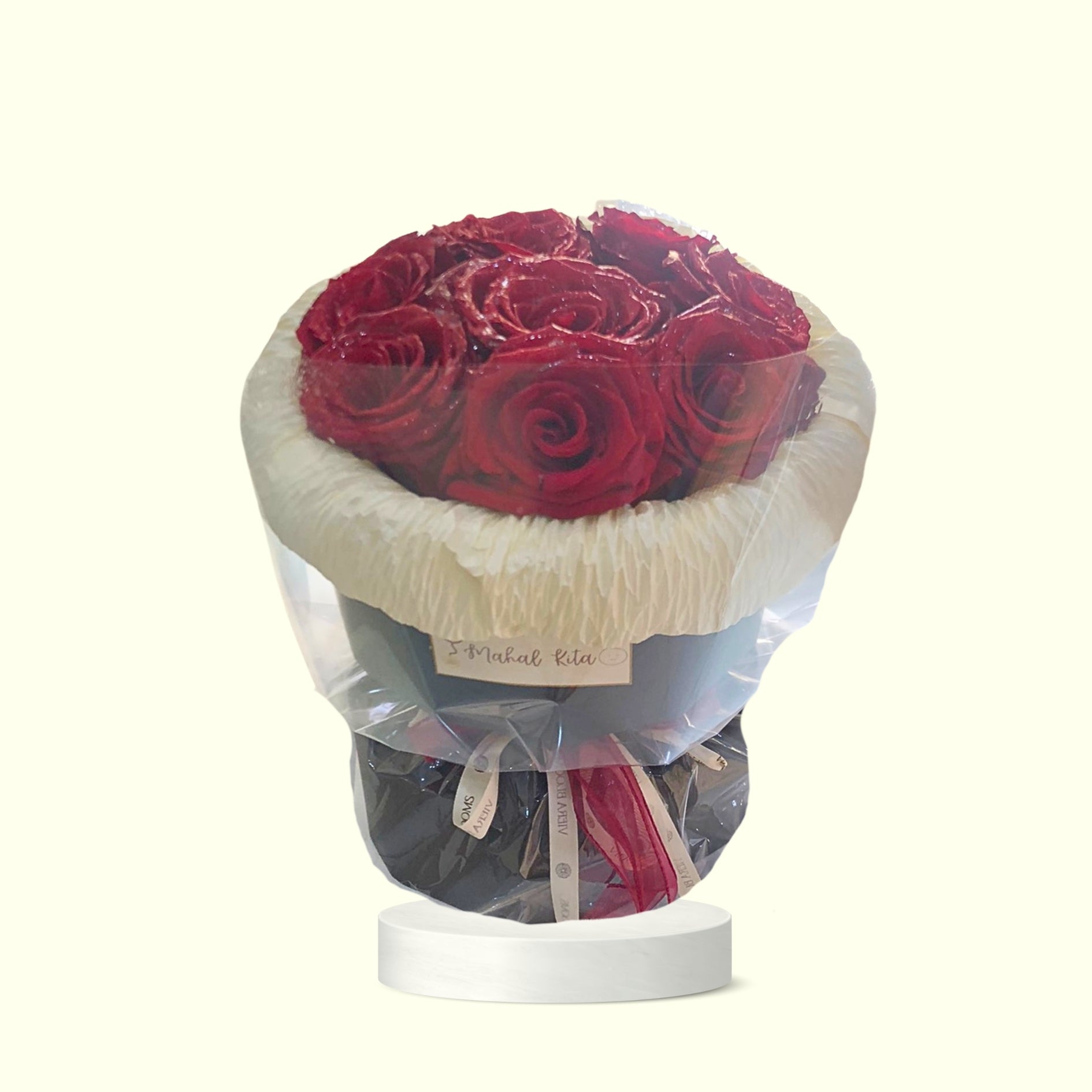 Fiona - Pure Red Ecuadorian Roses in Bloom Arrangement – Viera Blooms
